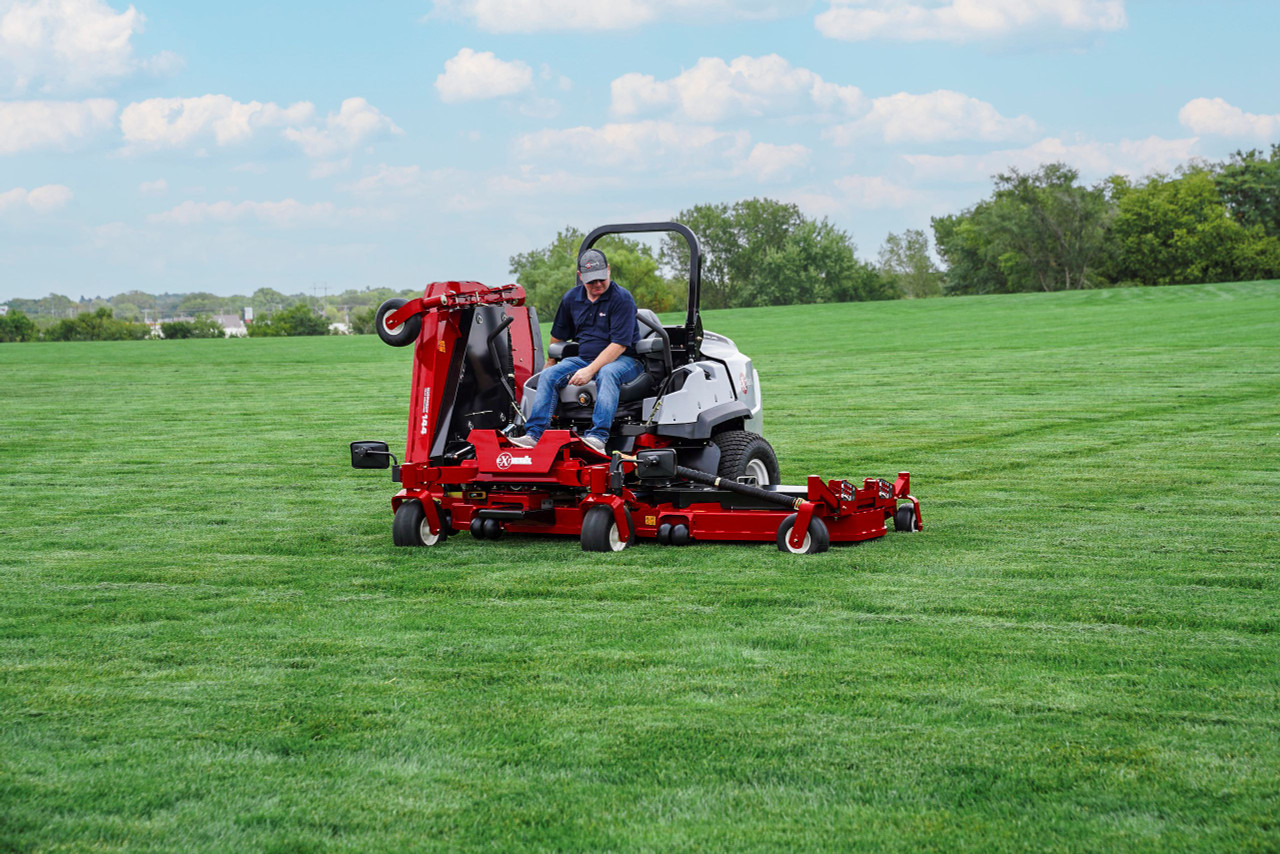 eXmark Lazer Z Diesel - Holmes Rental Station