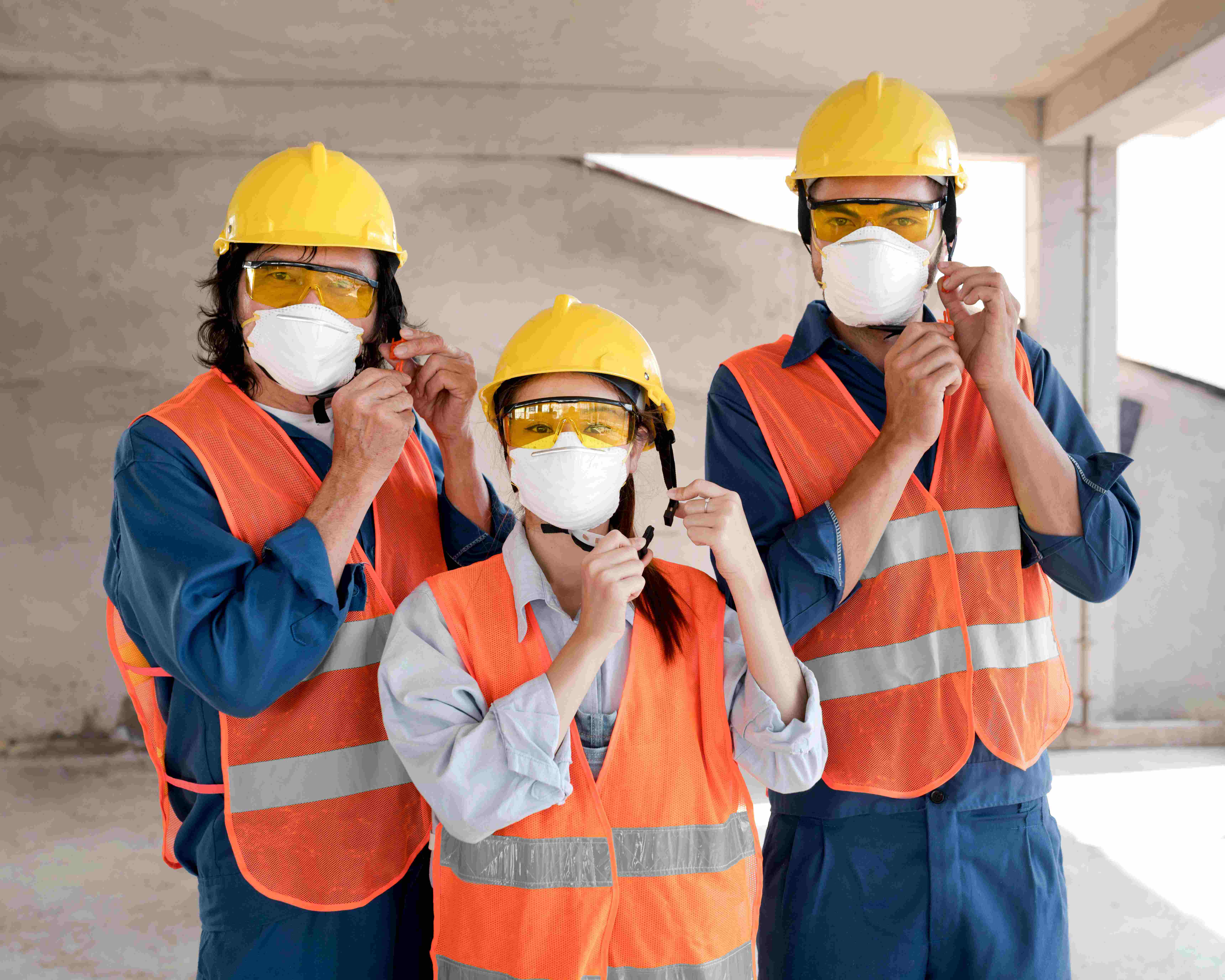 Dangers of not wearing the correct workwear - Entire Workwear