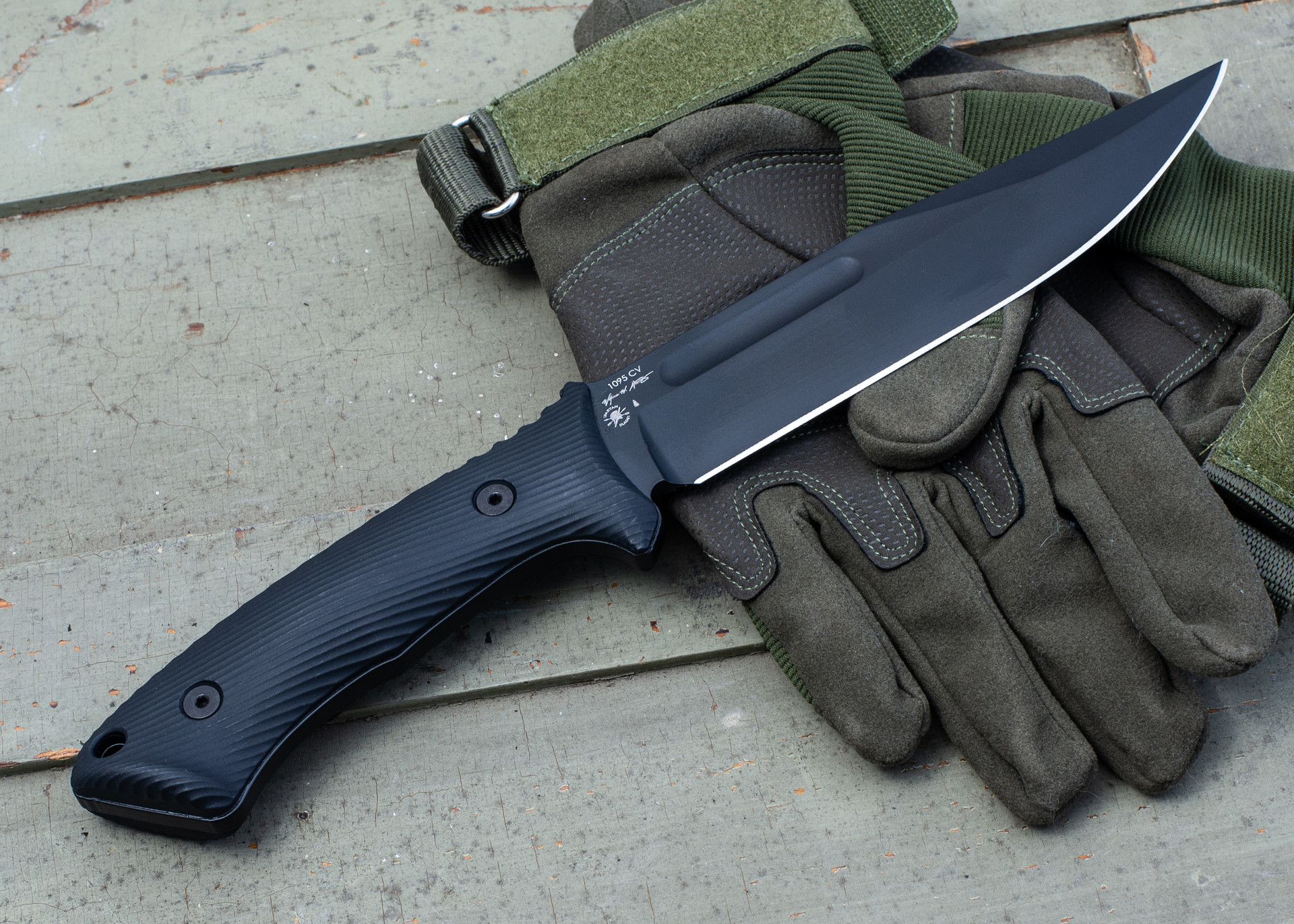 Buy Spartan Blades: Harsey Fighter - 1095 CV - Black Powder Coat Finish
