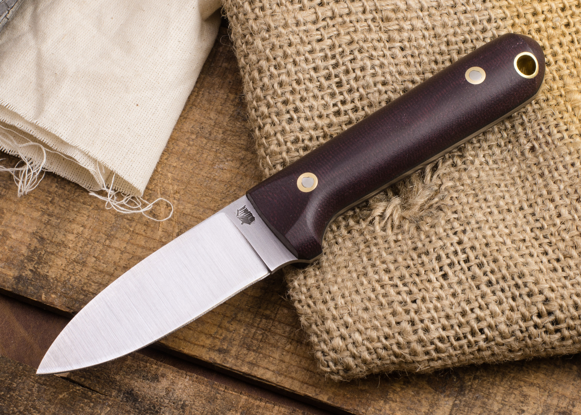 L.T. Wright Handcrafted Knives