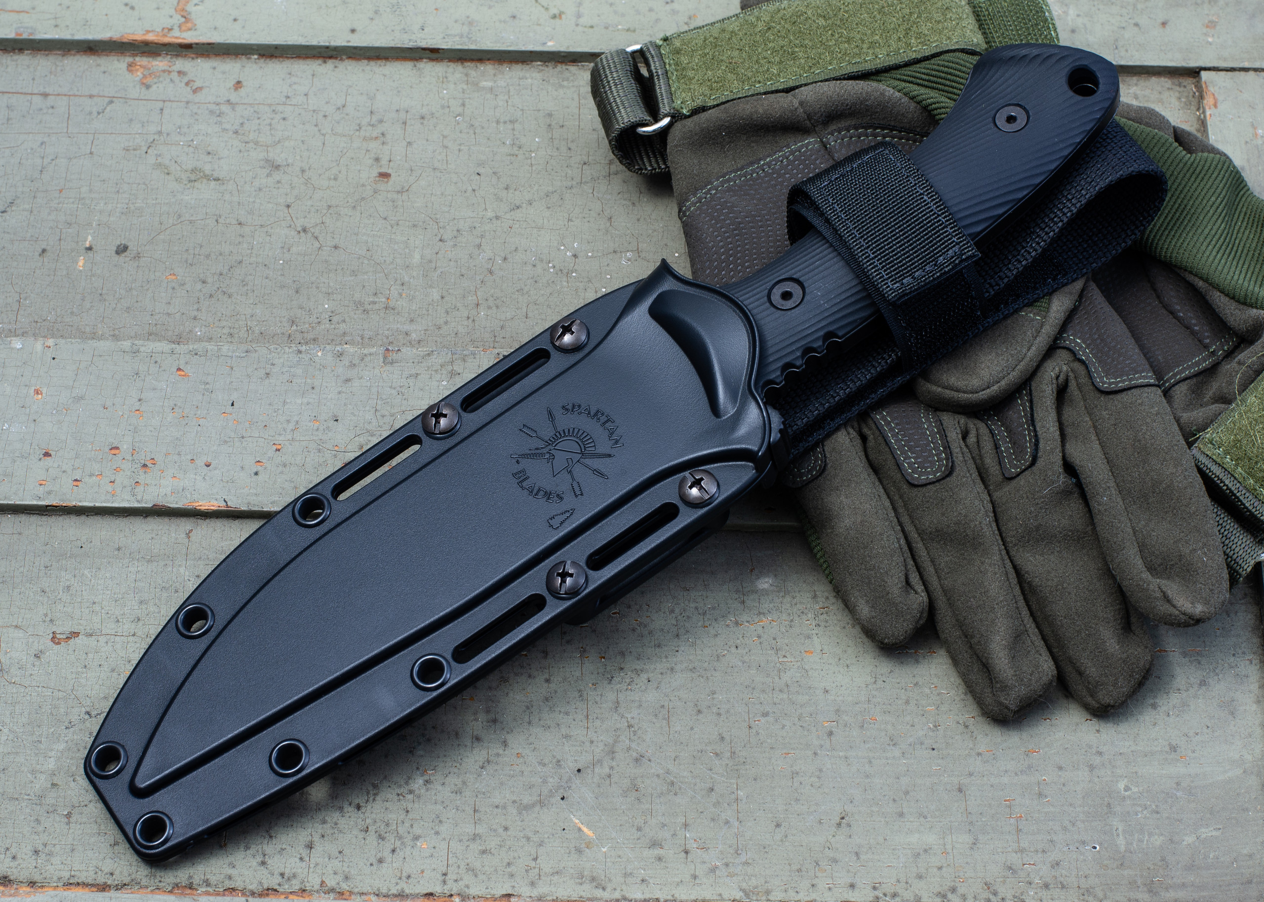 Buy Spartan Blades: Harsey Fighter - 1095 CV - Black Powder Coat Finish