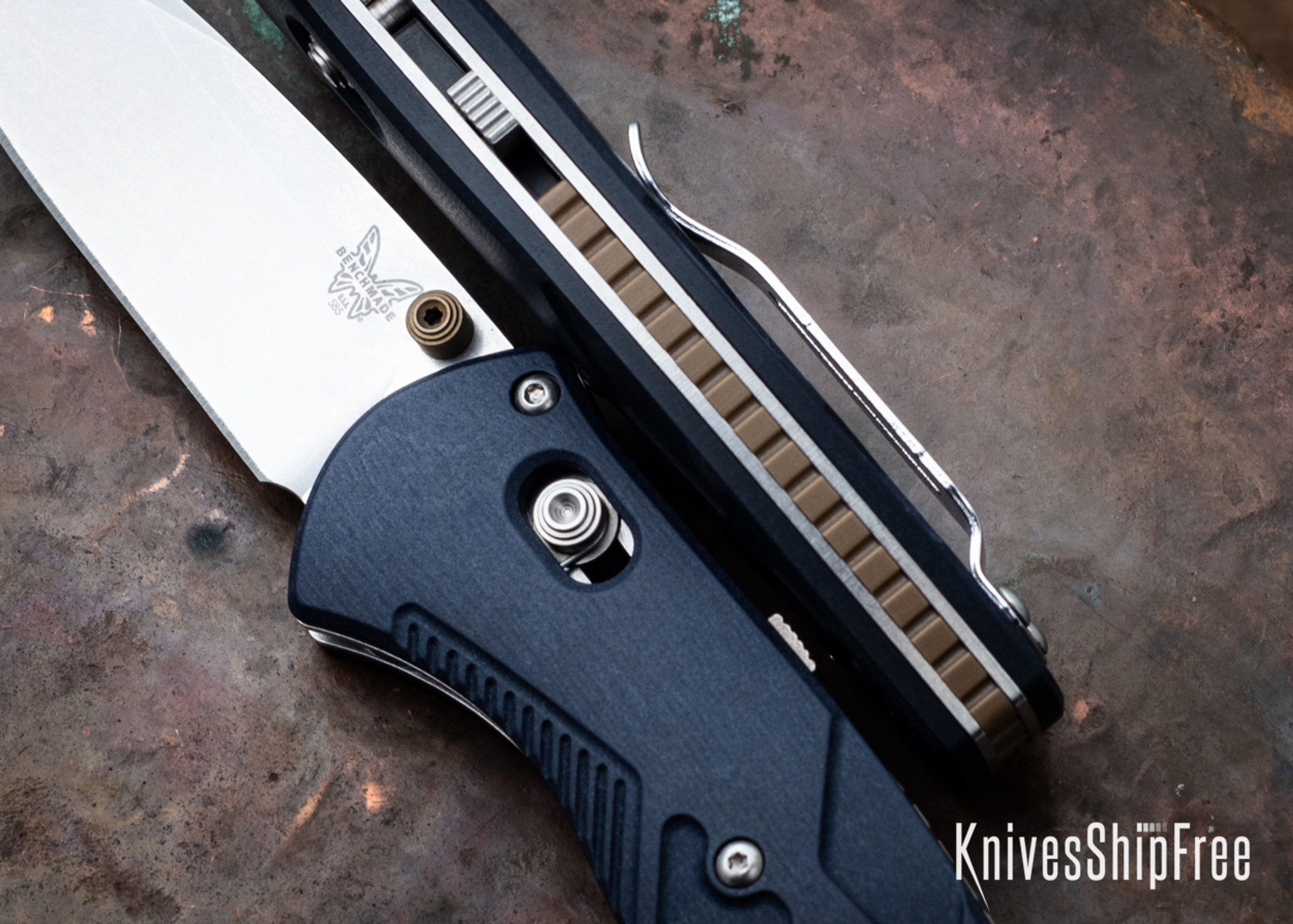 Benchmade Knives: 585-03 Mini Barrage - AXIS Assist - Blue Canyon ...