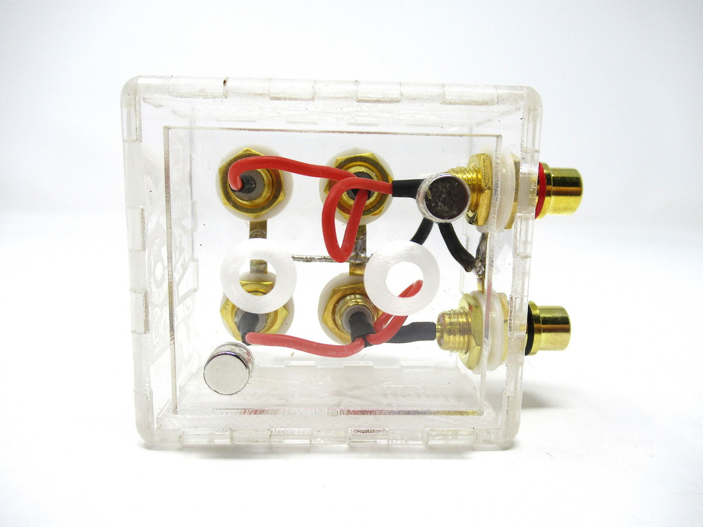 SHCA Clear 1 to 2 RCA Distribution block