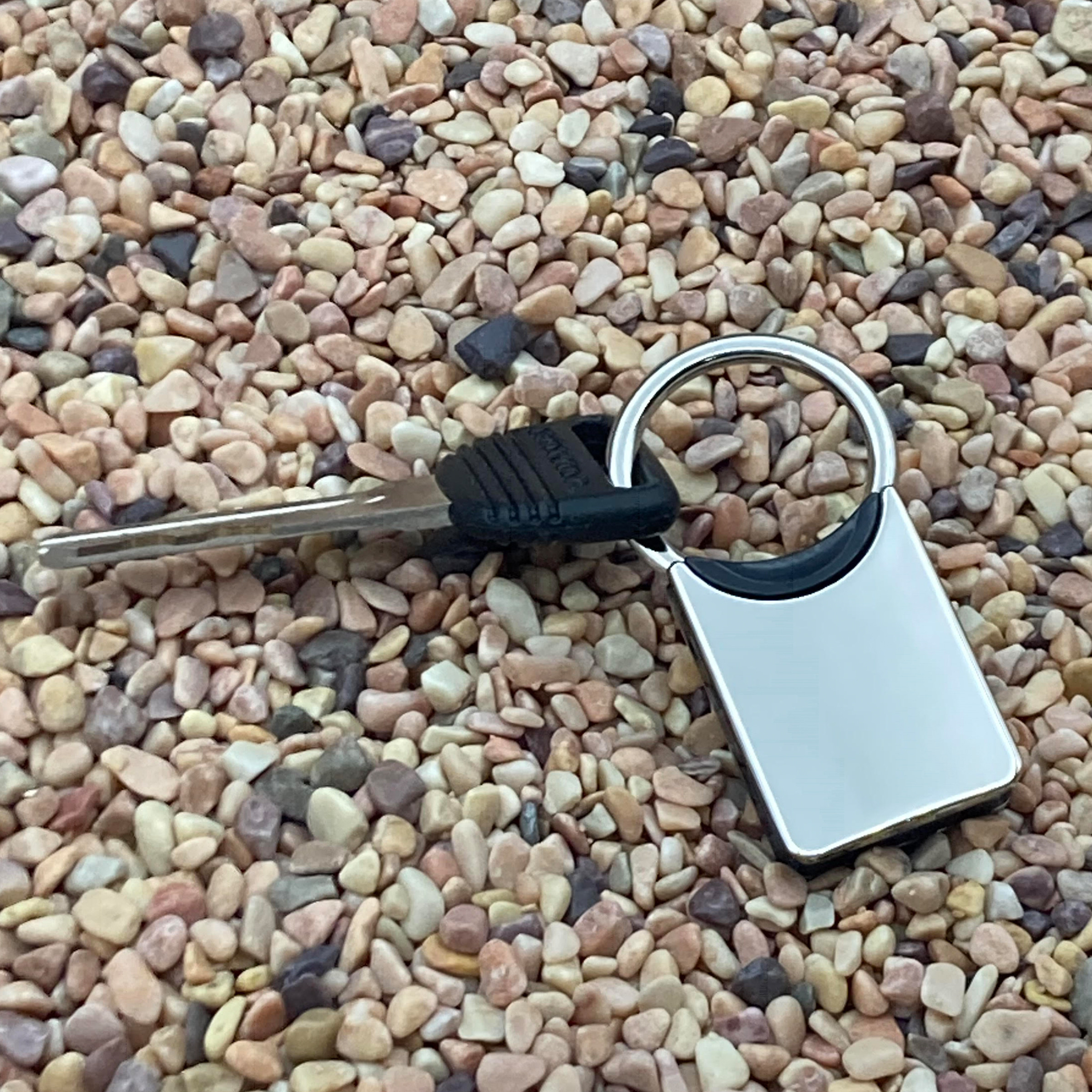 Shop for and Buy Nickel Plated Twist Top Key Ring with Black Edge ...