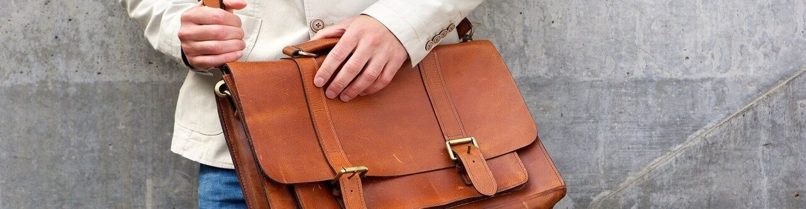 Leather Bag Outlet - Mens & Womens Leather Bags for Less