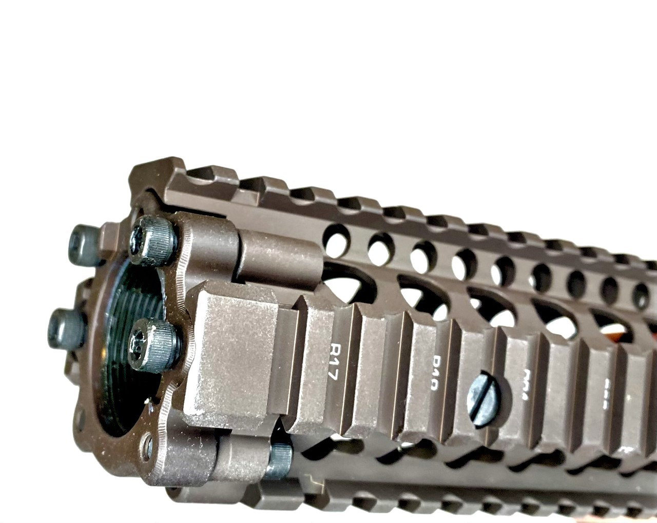 Daniel Defense M4A1 straight RIS rail - Block 2 SOCOM,