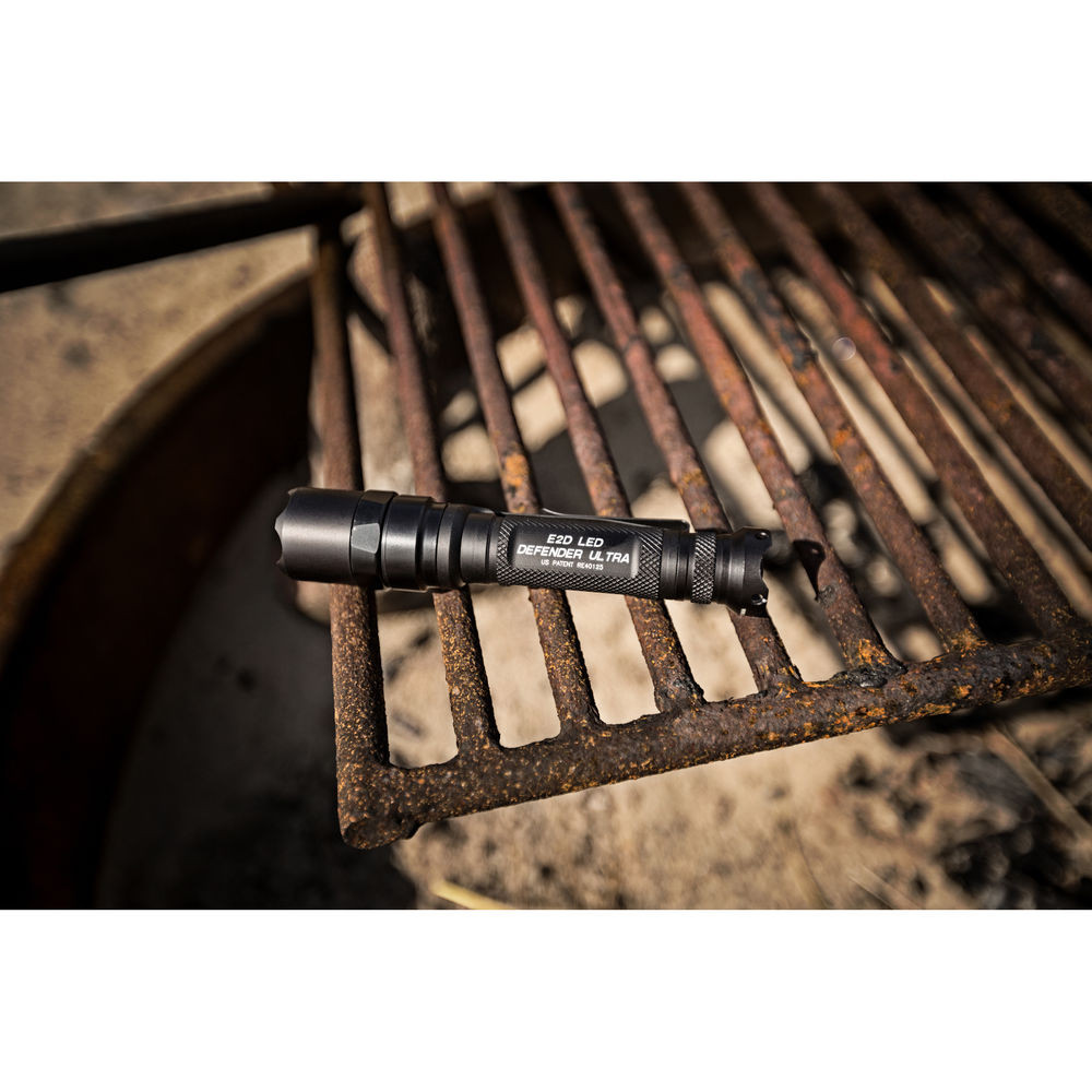 Surefire E2D Defender Ultra Tactical Flash Light - dual output 1,000 ...