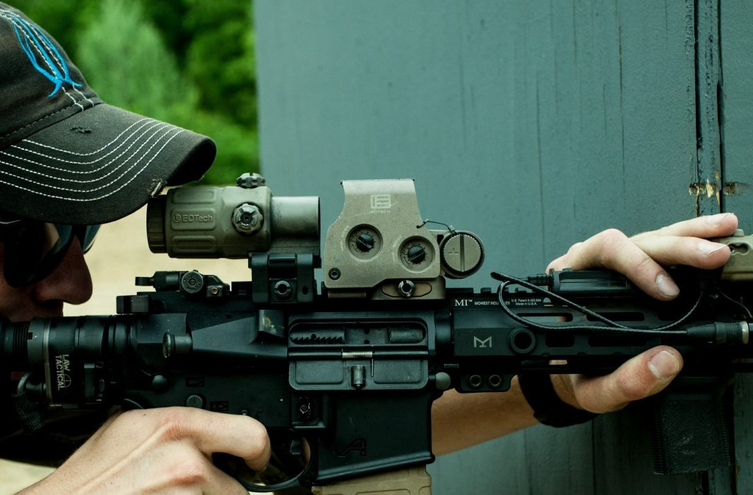 EOTech G33 Magnifier in Tan - G33.STS TAN | For Sale