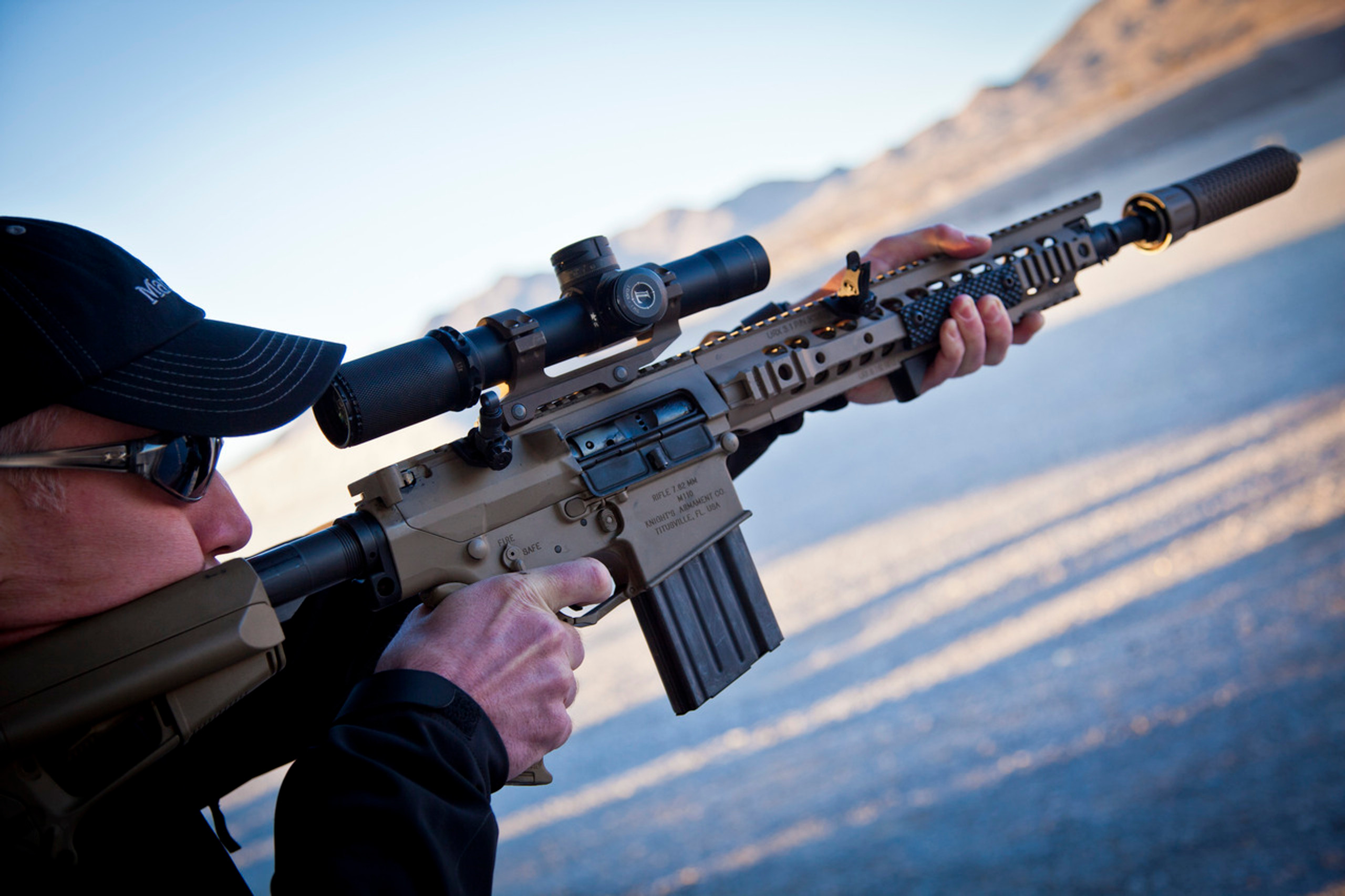 Knights Armament KAC SR-25 ECC URX Carbine with 16" Dimpled Barrel