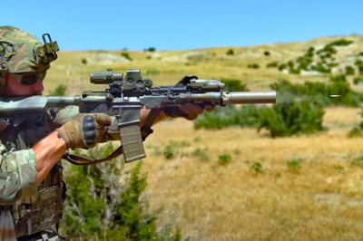 SureFire SOCOM RC3 Fast-Attach 5.56 NATO Suppressor - Dark Earth (DE)