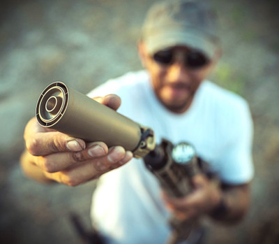 SureFire SOCOM RC3 Fast-Attach 5.56 NATO Suppressor - Dark Earth (DE)