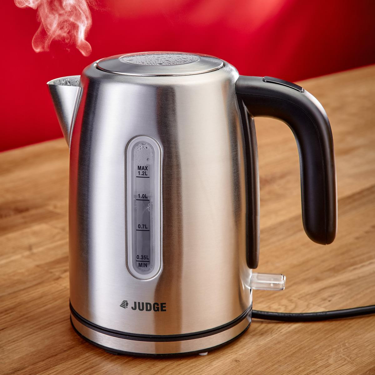 Judge Electricals Kettle 1.2L | Philip Morris & Son