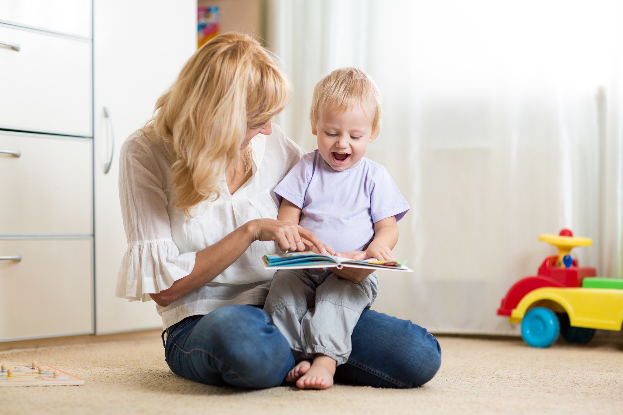 5 Key Factors to Consider When Hiring a Nanny - Knowyournanny.com