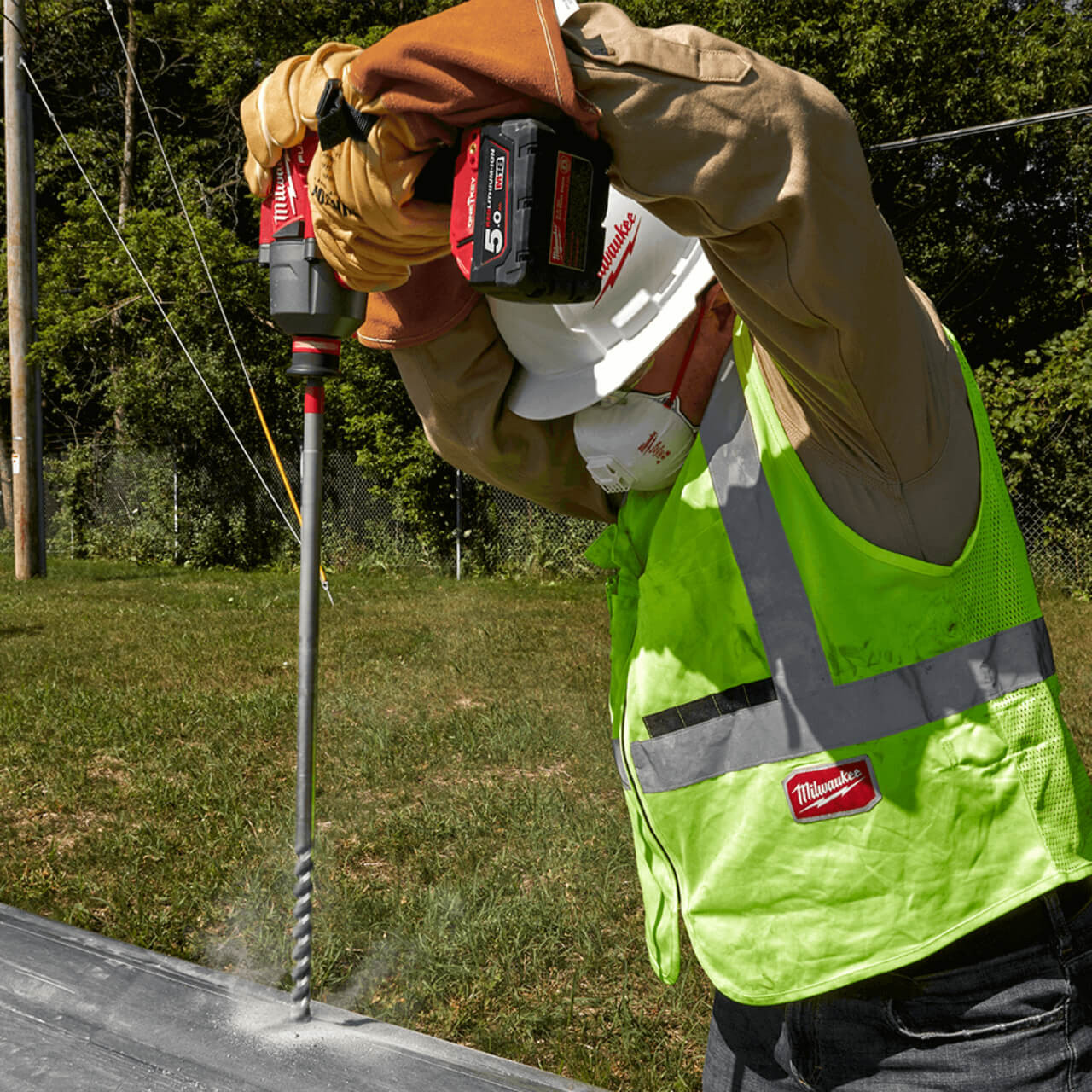 Milwaukee Shockwave Impact Duty™ Lineman’s 13/16” X 22” Fibreglass ...