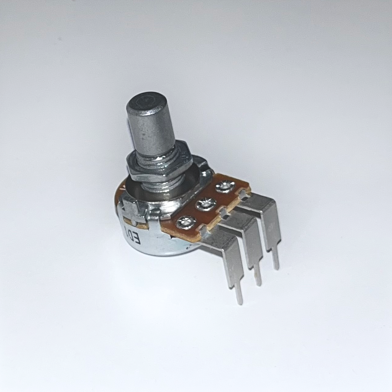 Alpha W20k Potentiometer 1/4" Round Shaft PCB-Mount