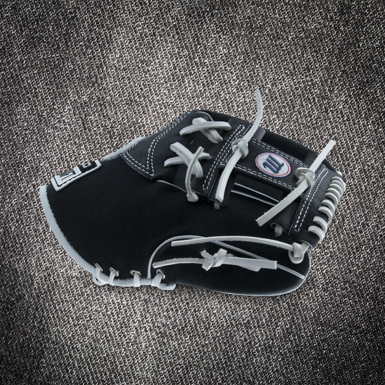Marucci Nightshift: Chuck T - Marucci Sports