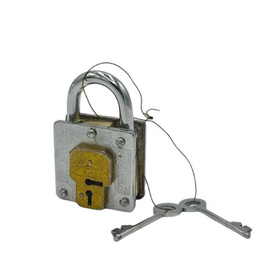 11326 NEW LRG TRICK LOCK 10x6x3cm - The Ugly Duckling
