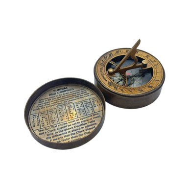 8199 BROAD MARY ROSE COMPASS NI1281 7CM X 7CM X 3CM - The Ugly Duckling