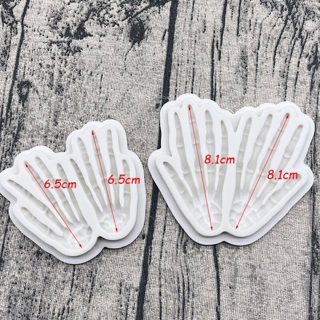 Skeleton Hand Mold - Christines Molds