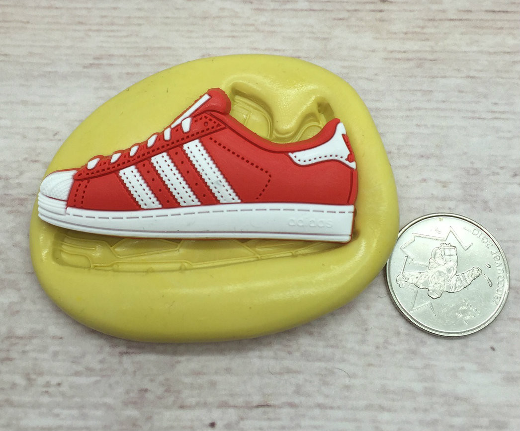 Christine's Exclusive Handmade Molds - Sneaker - Page 1 - Christines Molds