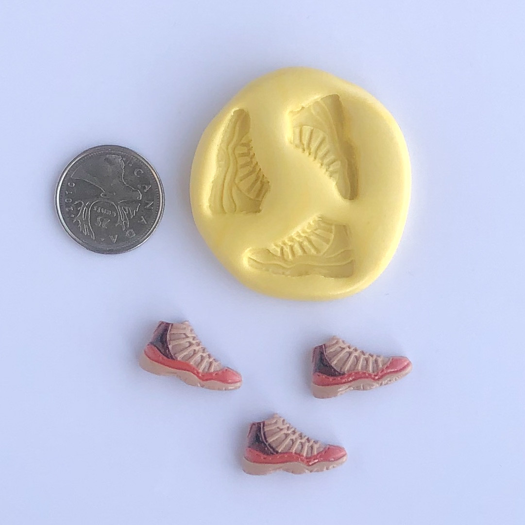 Handmade Molds - Sneaker - Page 1 - Christines Molds