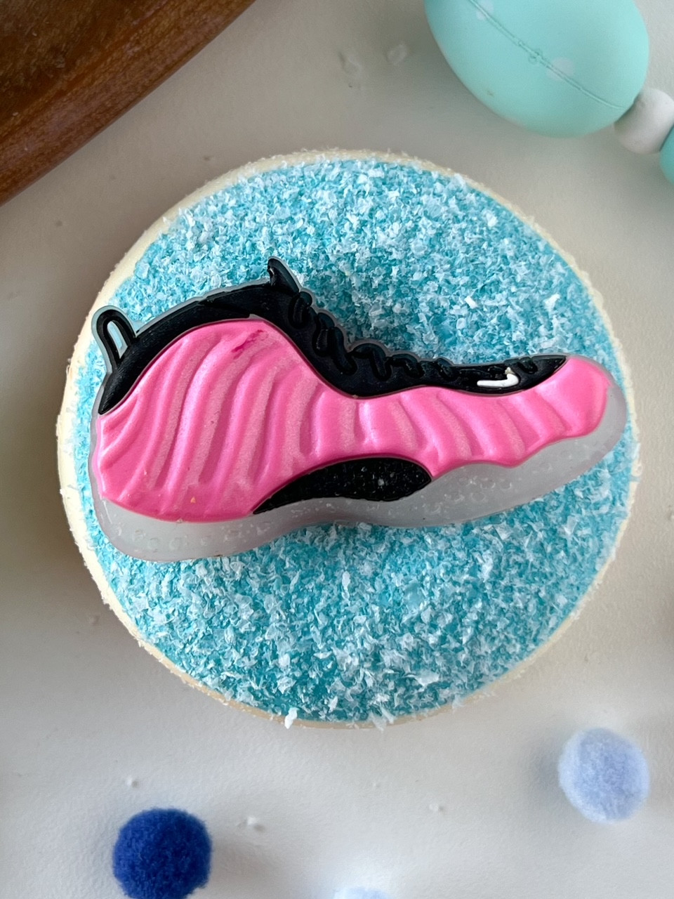 Handmade Molds - Sneaker - Page 1 - Christines Molds