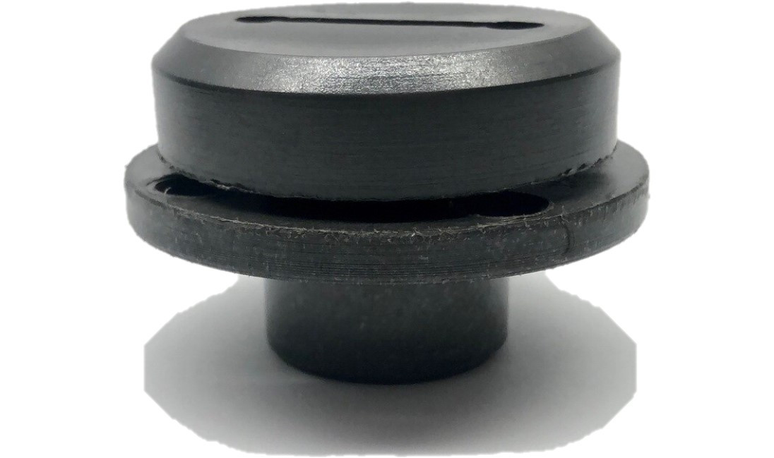 MasterCraft Plastic Transom Drain with Plug