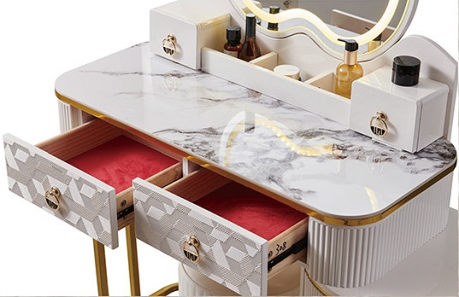 Spade Dressing Table