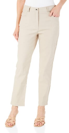 Women's Petite Clothing | bealls