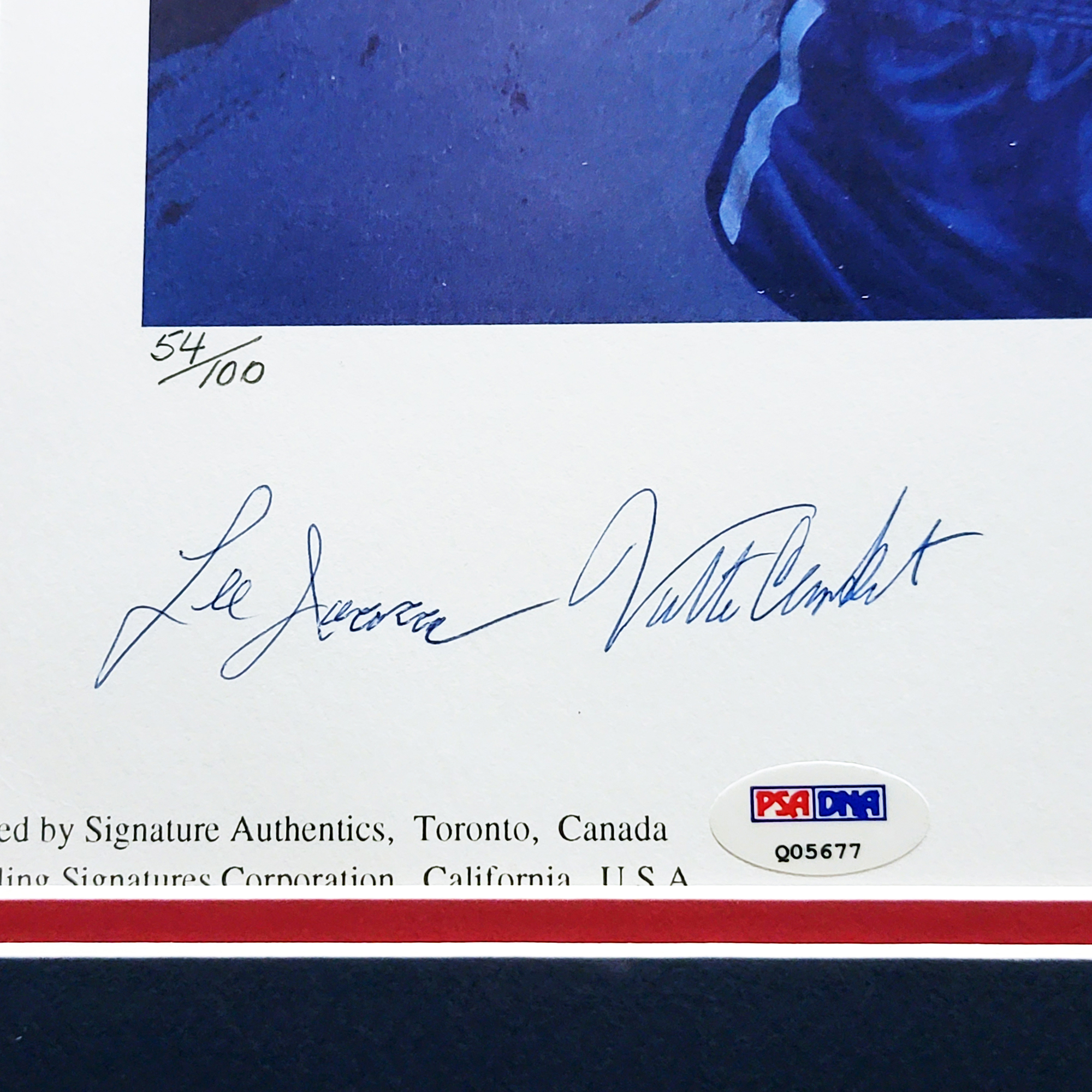 Victory Autographed Framed 19x22 Lithograph Photo With 7 Signatures ...