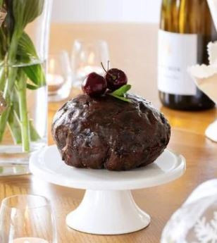 Newcastle's Pudding Lady - Premium Christmas Hampers iGift