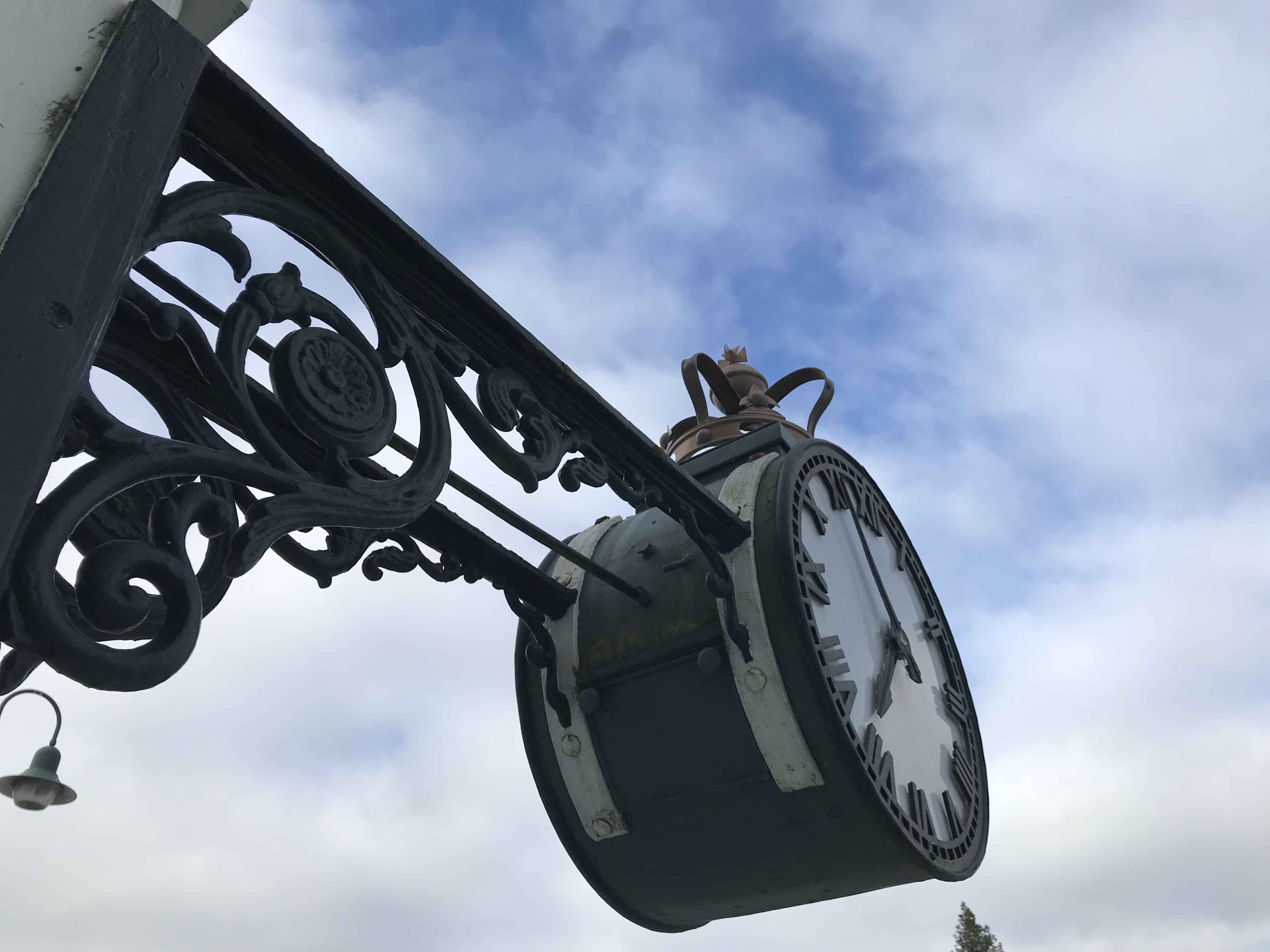 Geraldine Town Clock - Susan Badcock Gallery