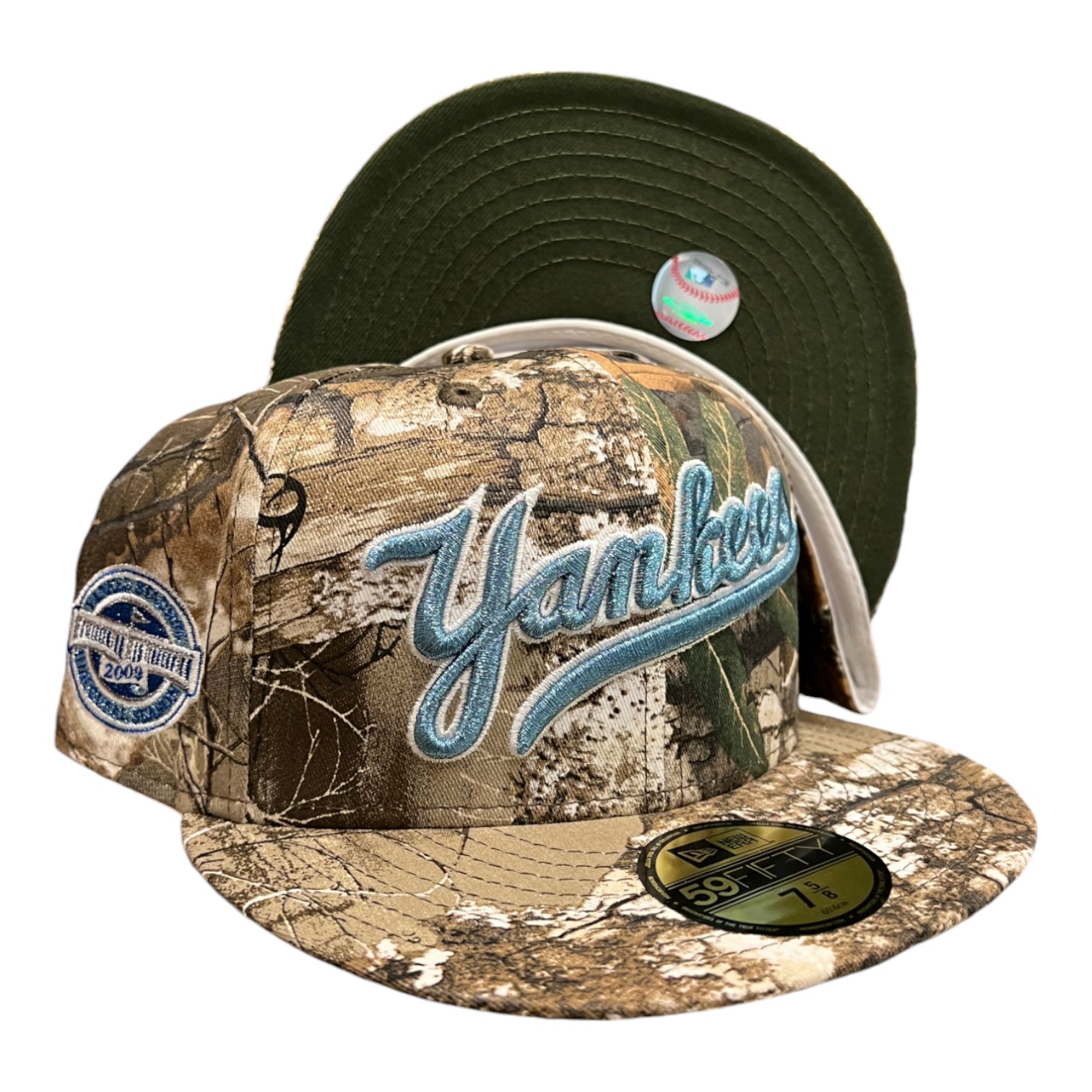 New Era New York Yankees Realtree 59FIFTY Fitted Hat Metallic Blue Edition