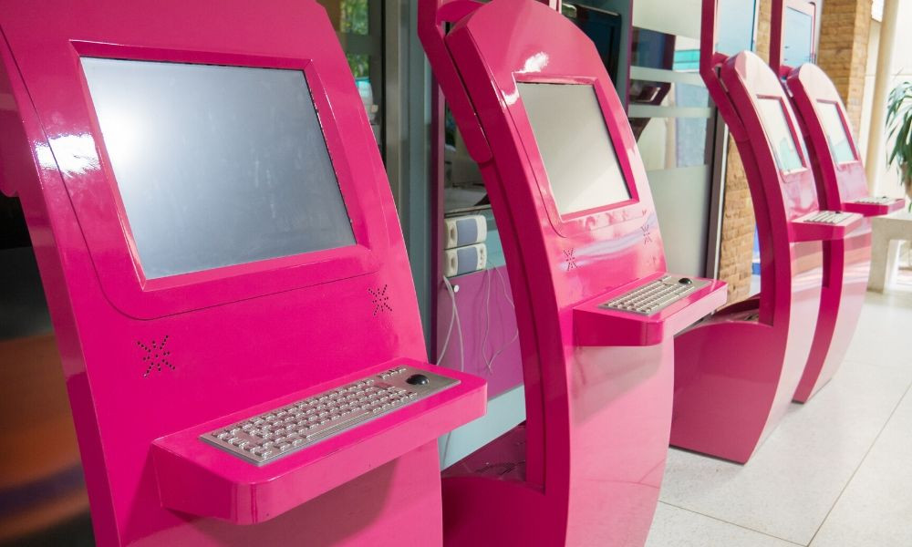 Different Types of Digital Signage - The Global Display Solution™