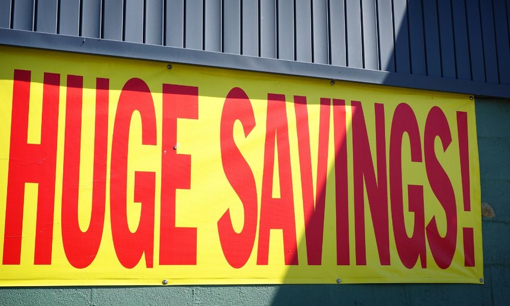 Digital Signage vs. Traditional Banners and Signs - The Global Display ...