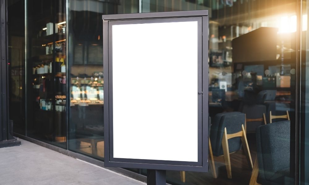 Why Your Business Needs Wayfinding Signage - The Global Display Solution™