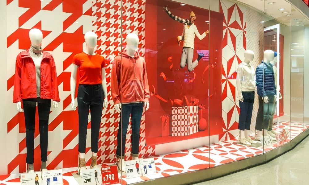 Quick Tips for Creating a Window Display - The Global Display Solution™
