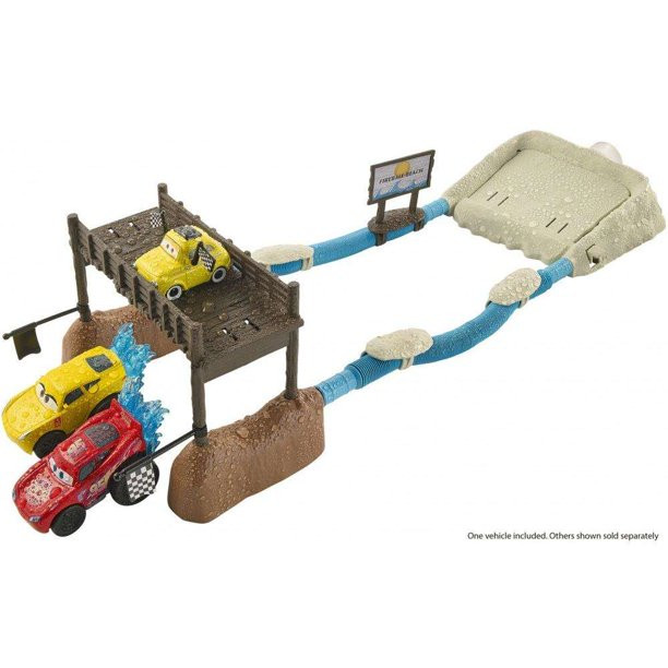 Mattel 45445 FCM07 Disney Cars 3 Splash Racers Beach Blast Playset
