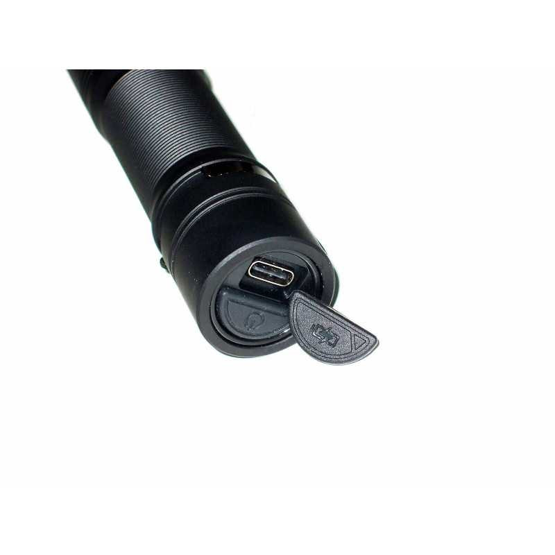 Manker MC01 Compact 1030 lumen USB-C rechargeable EDC torch - LiteShop