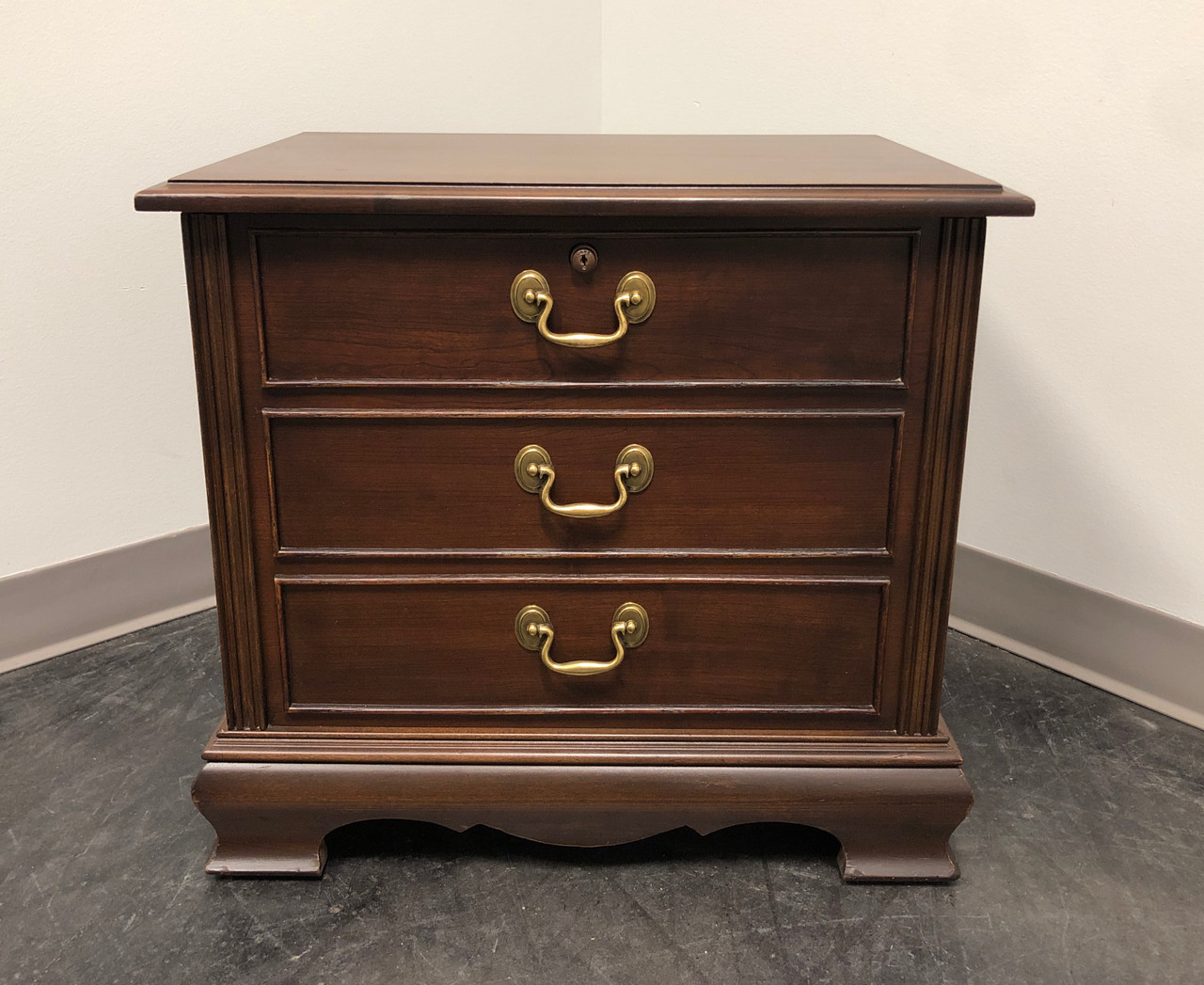 Lane cherry cedar chest store