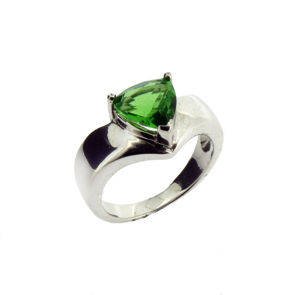HELENITE STERING SILVER RING | PURPLE LEOPARD BOUTIQUE