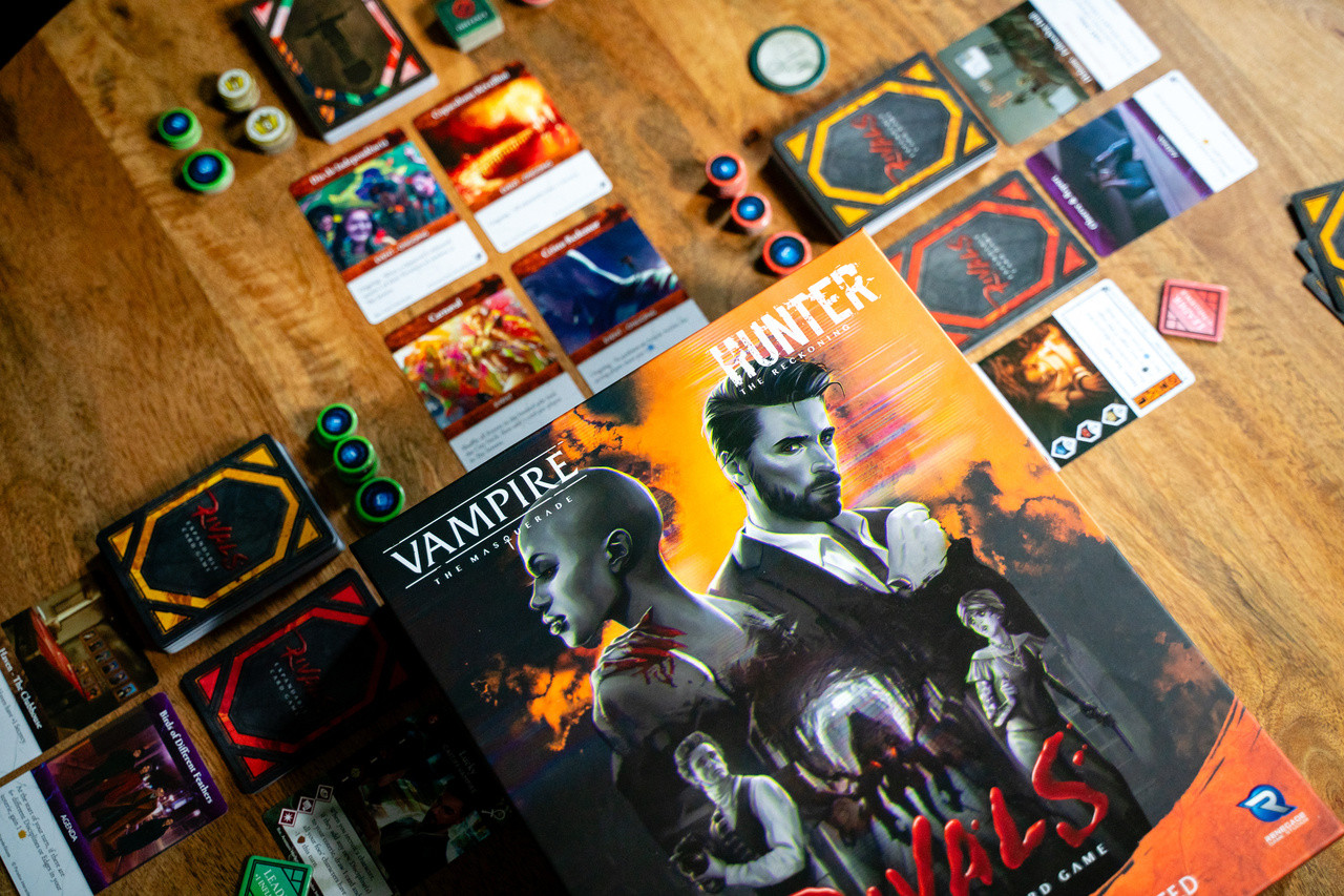 Vampire: The Masquerade Rivals Expandable Card Game The Hunters & The ...