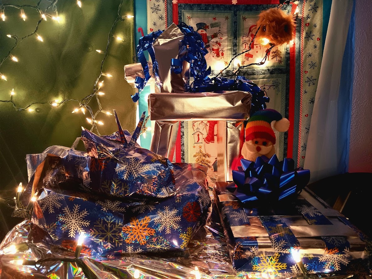 How To Turn Present Wrapping Into A Game: A Gift-Wrapping Guide For ...