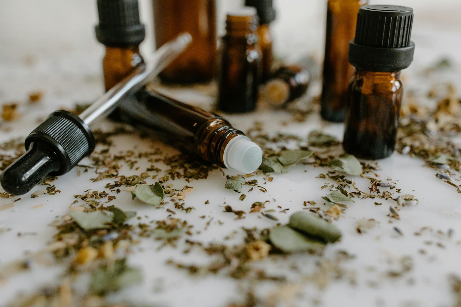 Do Essential Oils Expire? A Guide to Oxidation and Shelf Life - Africa ...