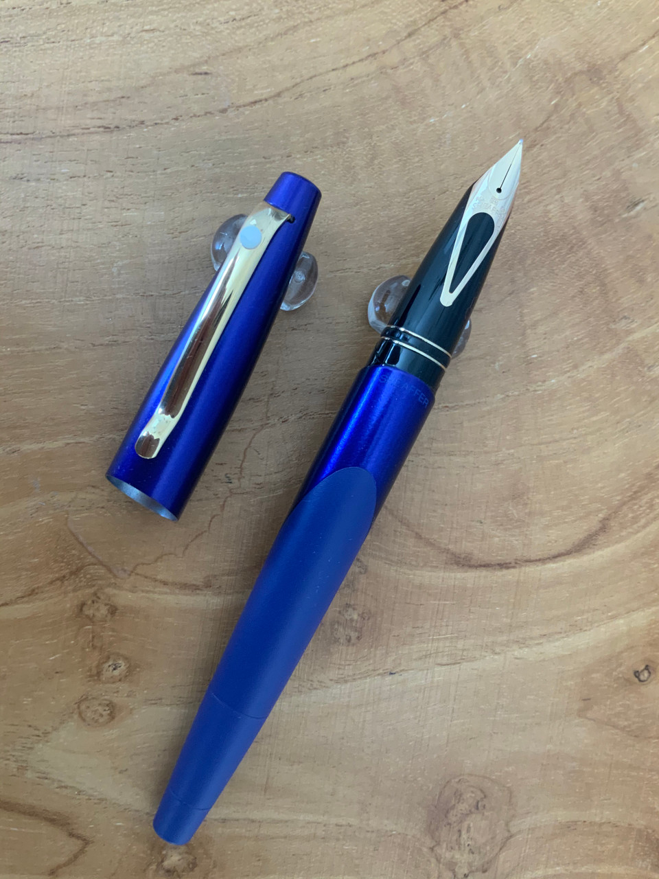 Intrigue 613 Bright Blue Fountain Pen