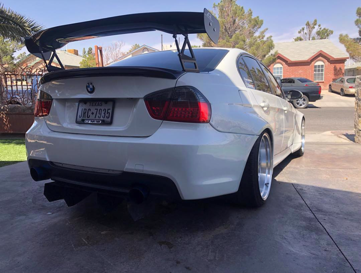 HARD Motorsport LEICHTBAU E90, E91 Body Kit