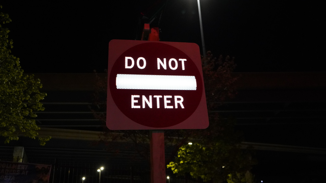 LegendViz® LED Do Not Enter Sign (R5-1) - TAPCO - Traffic and Parking ...
