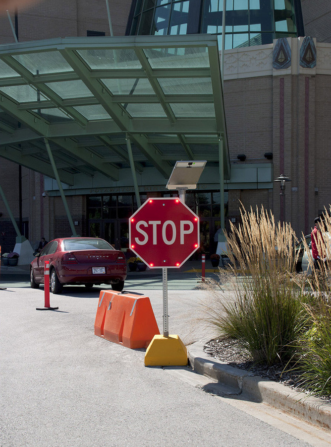 BlinkerStop® Flashing LED STOP Sign R1-1 - Intersection Conflict ...
