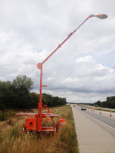 SQ3 Dedicated Luminaire Trailer - Traffic Signal Trailers | TAPCO