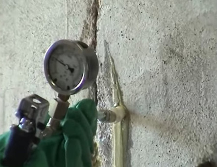 Avanti Grout Crack Injection Tutorial - Georgia Underground Superstore